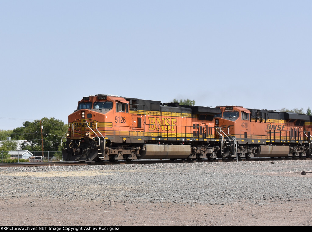 BNSF 5126